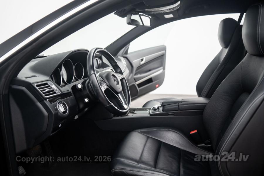 Melns Mercedes-Benz E-Class 2014 Tallina, ar dzinēja tilpumu 2.10 L un nobraukumu 205 tūkst. km par 13999 €, foto 9 vietnē AUTOMOTO.COM.LV