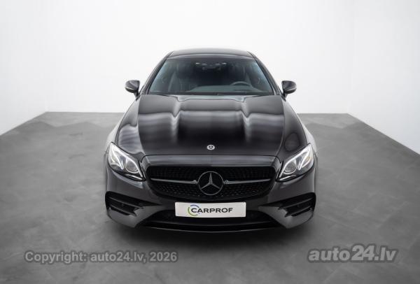 Melns Mercedes-Benz E-Class 2018 Tallina, ar dzinēja tilpumu 3.00 L un nobraukumu 148 tūkst. km par 34999 €, foto 2 vietnē AUTOMOTO.COM.LV