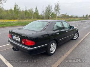 Черный Мерседес Е-Класс 1998 в Таллин, объемом двигателя 2.90 л и пробегом 444 тыс. км за 1699 €, фото 5 на AUTOMOTO.COM.LV