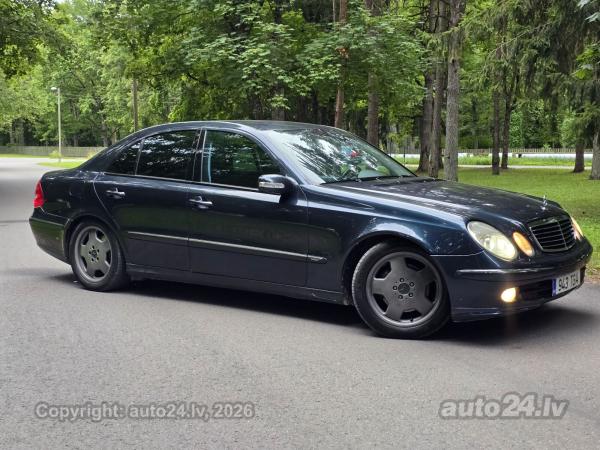 Черный Мерседес Е-Класс 2002 в Таллин, объемом двигателя 3.20 л и пробегом 382 тыс. км за 2800 €, фото 3 на AUTOMOTO.COM.LV