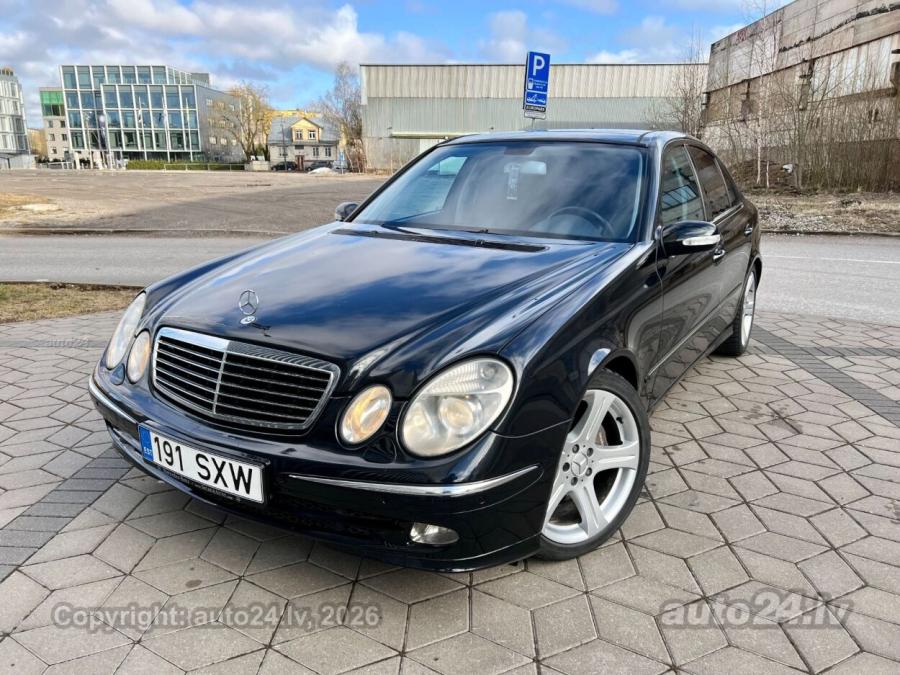 Melns Mercedes-Benz E-Class 2003 Tallina, ar dzinēja tilpumu 4.00 L un nobraukumu 0 tūkst. km par 4999 €, foto 13 vietnē AUTOMOTO.COM.LV