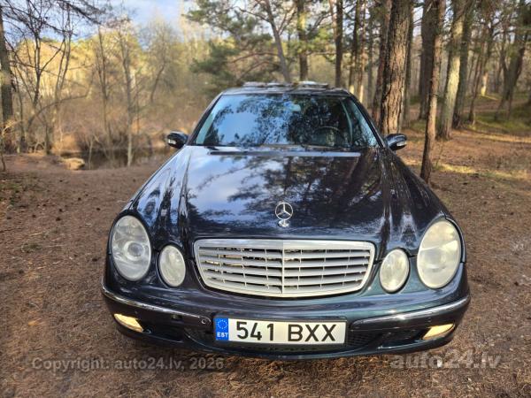 Melns Mercedes-Benz E-Class 2003 Tallina, ar dzinēja tilpumu 2.10 L un nobraukumu 240 tūkst. km par 4444 €, foto 3 vietnē AUTOMOTO.COM.LV