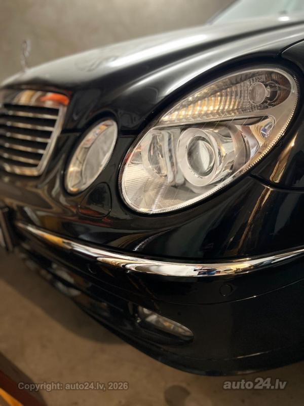 Black Mercedes-Benz E-Class 2003 in Tallinn, with an engine capacity of 3.20 L and mileage of 202 thousand km for 6000 €, photo 1 on AUTOMOTO.COM.LV