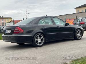 Melns Mercedes-Benz E-Class 2003 Narva, ar dzinēja tilpumu 2.10 L un nobraukumu 715 tūkst. km par 1499 €, foto 6 vietnē AUTOMOTO.COM.LV