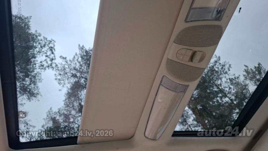 Melns Mercedes-Benz E-Class 2003 Tallina, ar dzinēja tilpumu 3.20 L un nobraukumu 366 tūkst. km par 1500 €, foto 9 vietnē AUTOMOTO.COM.LV