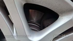 Melns Mercedes-Benz E-Class 2003 Tallina, ar dzinēja tilpumu 3.20 L un nobraukumu 366 tūkst. km par 1500 €, foto 10 vietnē AUTOMOTO.COM.LV