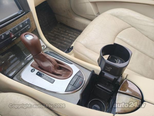 Melns Mercedes-Benz E-Class 2003 Pērnava, ar dzinēja tilpumu 5.00 L un nobraukumu 316 tūkst. km par 6999 €, foto 7 vietnē AUTOMOTO.COM.LV