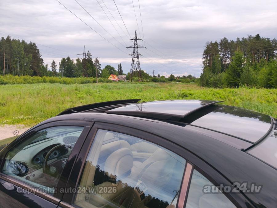 Black Mercedes-Benz E-Class 2003 in Parnu, with an engine capacity of 5.00 L and mileage of 316 thousand km for 6999 €, photo 13 on AUTOMOTO.COM.LV