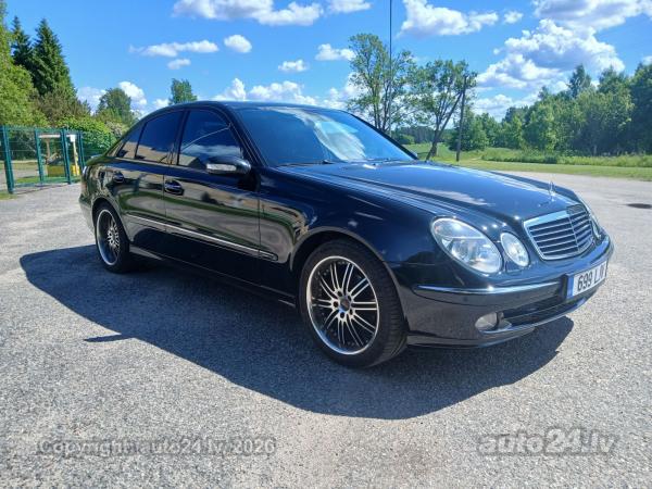Melns Mercedes-Benz E-Class 2003 Veru, ar dzinēja tilpumu 2.70 L un nobraukumu 357 tūkst. km par 4800 €, foto 3 vietnē AUTOMOTO.COM.LV