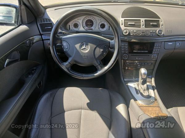 Melns Mercedes-Benz E-Class 2003 Veru, ar dzinēja tilpumu 2.70 L un nobraukumu 357 tūkst. km par 4800 €, foto 9 vietnē AUTOMOTO.COM.LV