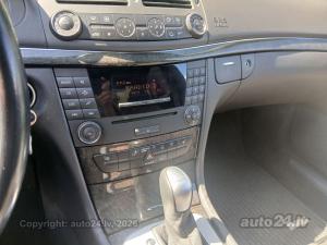 Melns Mercedes-Benz E-Class 2003 Veru, ar dzinēja tilpumu 2.70 L un nobraukumu 357 tūkst. km par 4800 €, foto 23 vietnē AUTOMOTO.COM.LV