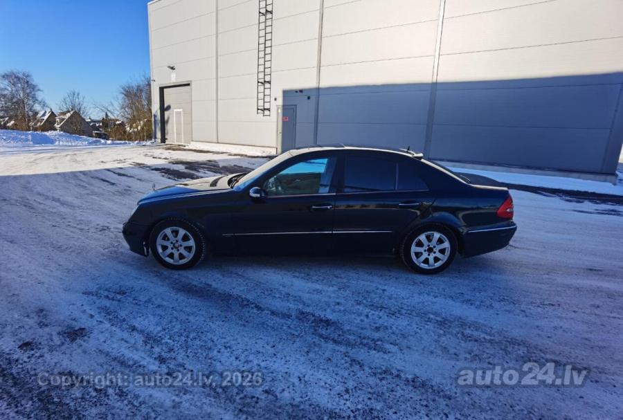 Melns Mercedes-Benz E-Class 2004 Veru, ar dzinēja tilpumu 3.20 L un nobraukumu 0 tūkst. km par 2000 €, foto 1 vietnē AUTOMOTO.COM.LV