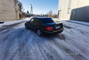 Melns Mercedes-Benz E-Class 2004 Veru, ar dzinēja tilpumu 3.20 L un nobraukumu 0 tūkst. km par 2000 €, foto 2 vietnē AUTOMOTO.COM.LV