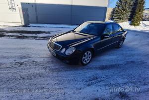 Melns Mercedes-Benz E-Class 2004 Veru, ar dzinēja tilpumu 3.20 L un nobraukumu 0 tūkst. km par 2000 €, foto 5 vietnē AUTOMOTO.COM.LV