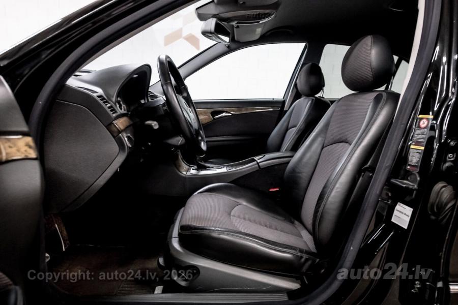 Melns Mercedes-Benz E-Class 2004 Pērnava, ar dzinēja tilpumu 2.10 L un nobraukumu 403 tūkst. km par 2990 €, foto 12 vietnē AUTOMOTO.COM.LV