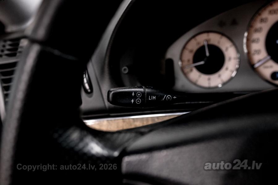 Melns Mercedes-Benz E-Class 2004 Pērnava, ar dzinēja tilpumu 2.10 L un nobraukumu 403 tūkst. km par 2990 €, foto 20 vietnē AUTOMOTO.COM.LV
