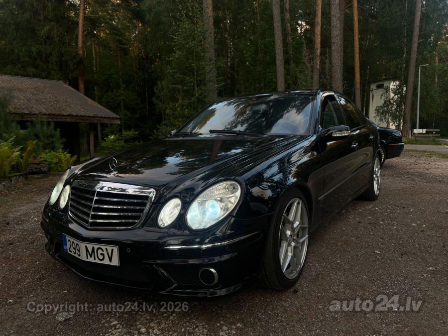 Черный Мерседес Е-Класс 2004 в Таллин, объемом двигателя 2.10 л и пробегом 410 тыс. км за 3600 €, фото 1 на AUTOMOTO.COM.LV