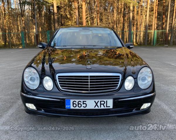 Black Mercedes-Benz E-Class 2005 in Tallinn, with an engine capacity of 3.20 L and mileage of 344 thousand km for 5999 €, photo 2 on AUTOMOTO.COM.LV