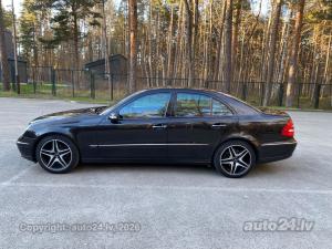 Melns Mercedes-Benz E-Class 2005 Tallina, ar dzinēja tilpumu 3.20 L un nobraukumu 344 tūkst. km par 5999 €, foto 5 vietnē AUTOMOTO.COM.LV