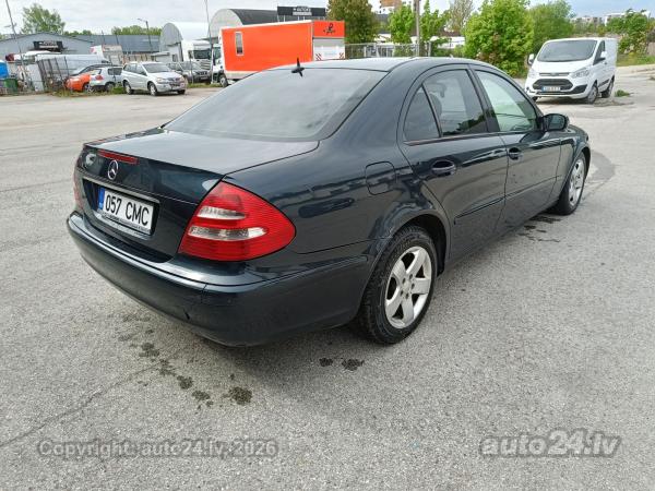 Melns Mercedes-Benz E-Class 2005 Tallina, ar dzinēja tilpumu 2.70 L un nobraukumu 340 tūkst. km par 2999 €, foto 8 vietnē AUTOMOTO.COM.LV