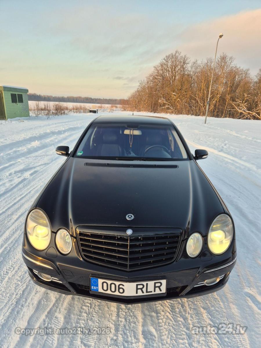 Melns Mercedes-Benz E-Class 2006 Narva, ar dzinēja tilpumu 3.00 L un nobraukumu 290 tūkst. km par 4000 €, foto 2 vietnē AUTOMOTO.COM.LV