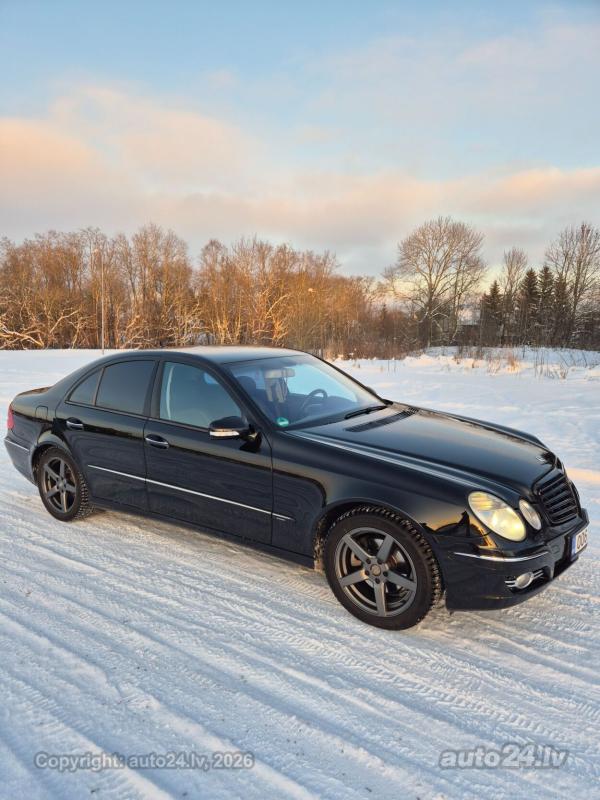 Black Mercedes-Benz E-Class 2006 in Narva, with an engine capacity of 3.00 L and mileage of 290 thousand km for 4000 €, photo 4 on AUTOMOTO.COM.LV