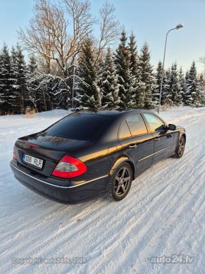 Melns Mercedes-Benz E-Class 2006 Narva, ar dzinēja tilpumu 3.00 L un nobraukumu 290 tūkst. km par 4000 €, foto 5 vietnē AUTOMOTO.COM.LV