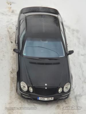 Melns Mercedes-Benz E-Class 2006 Narva, ar dzinēja tilpumu 3.00 L un nobraukumu 290 tūkst. km par 4000 €, foto 16 vietnē AUTOMOTO.COM.LV