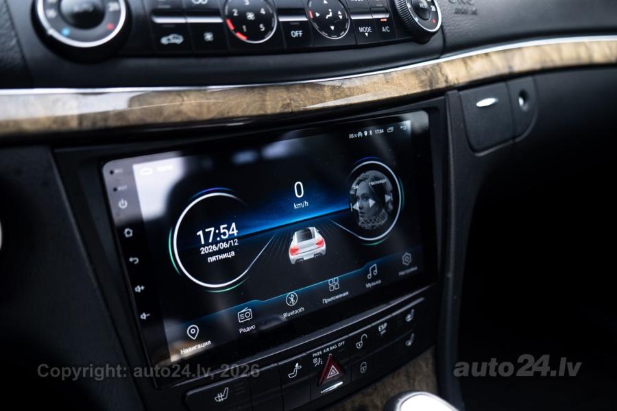 Melns Mercedes-Benz E-Class 2006 Tallina, ar dzinēja tilpumu 3.00 L un nobraukumu 0 tūkst. km par 2999 €, foto 8 vietnē AUTOMOTO.COM.LV