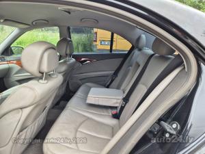Black Mercedes-Benz E-Class 2006 in Tallinn, with an engine capacity of 3.00 L and mileage of 180 thousand km for 999 €, photo 7 on AUTOMOTO.COM.LV