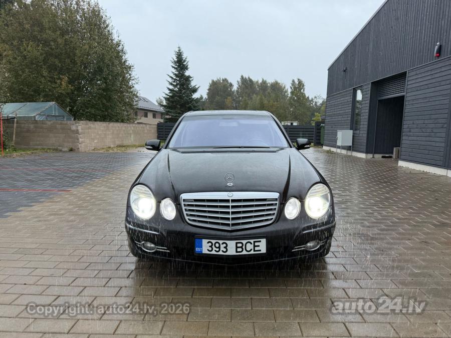Black Mercedes-Benz E-Class 2006 in Tallinn, with an engine capacity of 2.10 L and mileage of 325 thousand km for 2999 €, photo 3 on AUTOMOTO.COM.LV