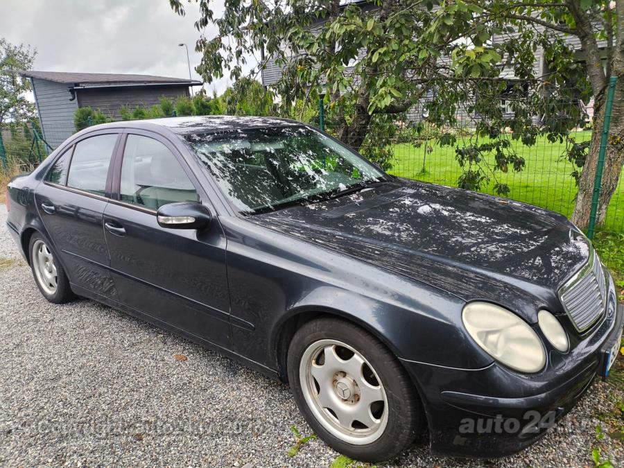 Melns Mercedes-Benz E-Class 2006 Tallina, ar dzinēja tilpumu 1.80 L un nobraukumu 291 tūkst. km par 2490 €, foto 1 vietnē AUTOMOTO.COM.LV