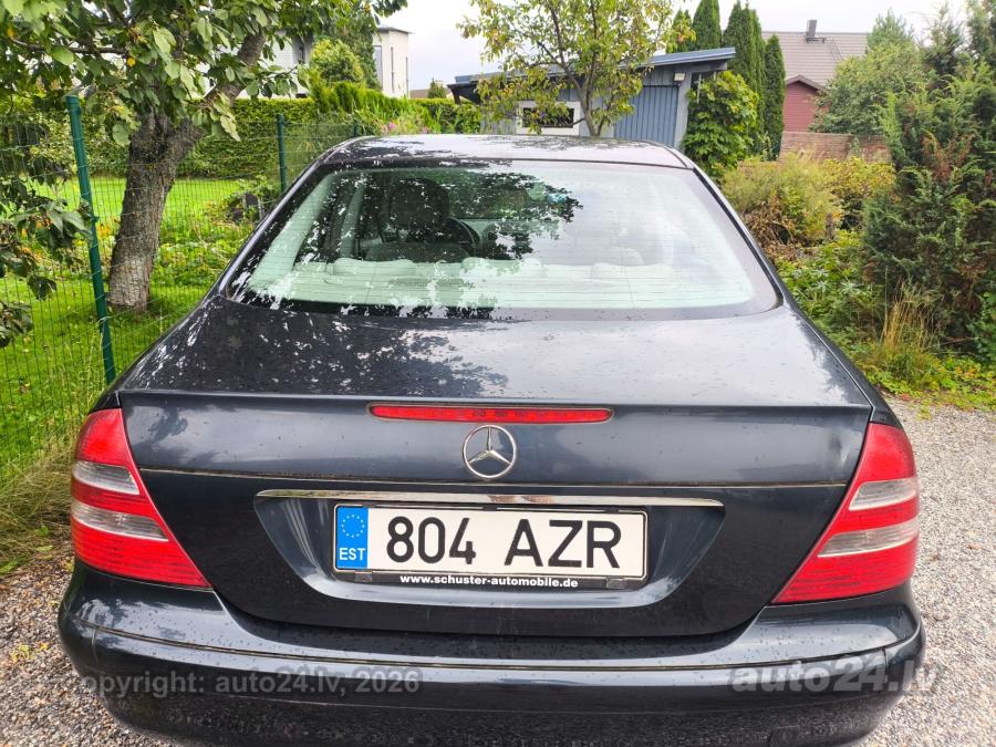 Melns Mercedes-Benz E-Class 2006 Tallina, ar dzinēja tilpumu 1.80 L un nobraukumu 291 tūkst. km par 2490 €, foto 7 vietnē AUTOMOTO.COM.LV