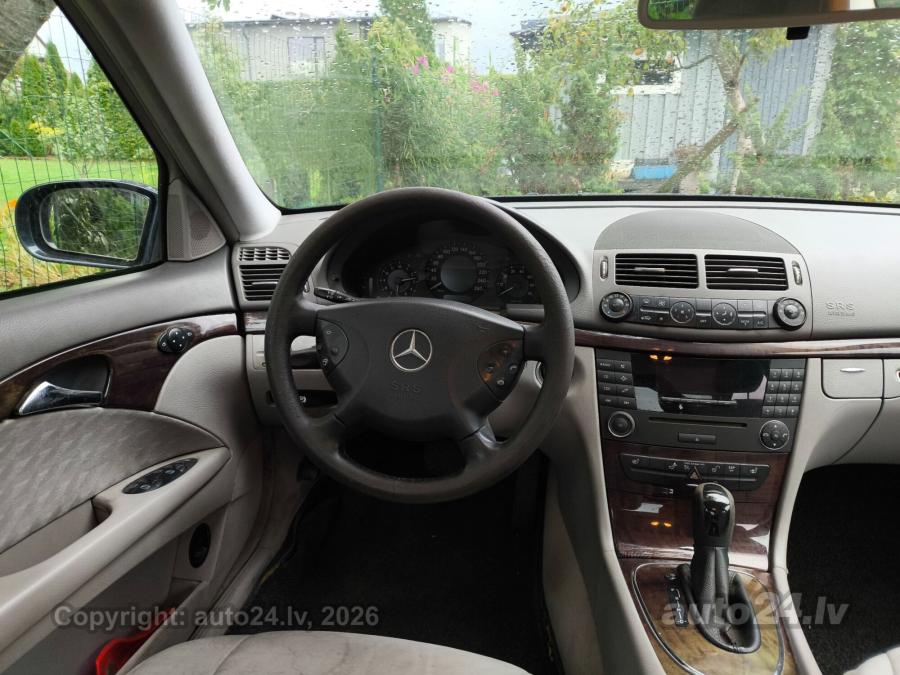 Melns Mercedes-Benz E-Class 2006 Tallina, ar dzinēja tilpumu 1.80 L un nobraukumu 291 tūkst. km par 2490 €, foto 9 vietnē AUTOMOTO.COM.LV