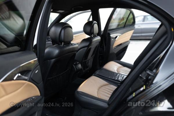 Melns Mercedes-Benz E-Class 2007 Tallina, ar dzinēja tilpumu 3.00 L un nobraukumu 0 tūkst. km par 4999 €, foto 11 vietnē AUTOMOTO.COM.LV