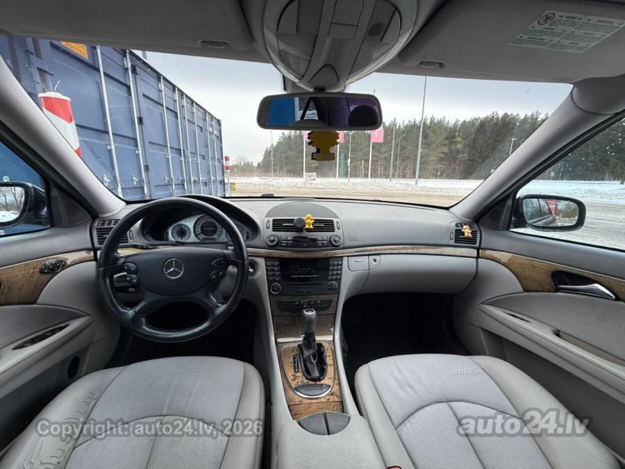 Melns Mercedes-Benz E-Class 2007 Tallina, ar dzinēja tilpumu 2.10 L un nobraukumu 360 tūkst. km par 3000 €, foto 15 vietnē AUTOMOTO.COM.LV