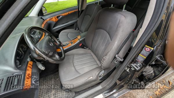 Black Mercedes-Benz E-Class 2007 in Tallinn, with an engine capacity of 1.80 L and mileage of 359 thousand km for 1900 €, photo 5 on AUTOMOTO.COM.LV
