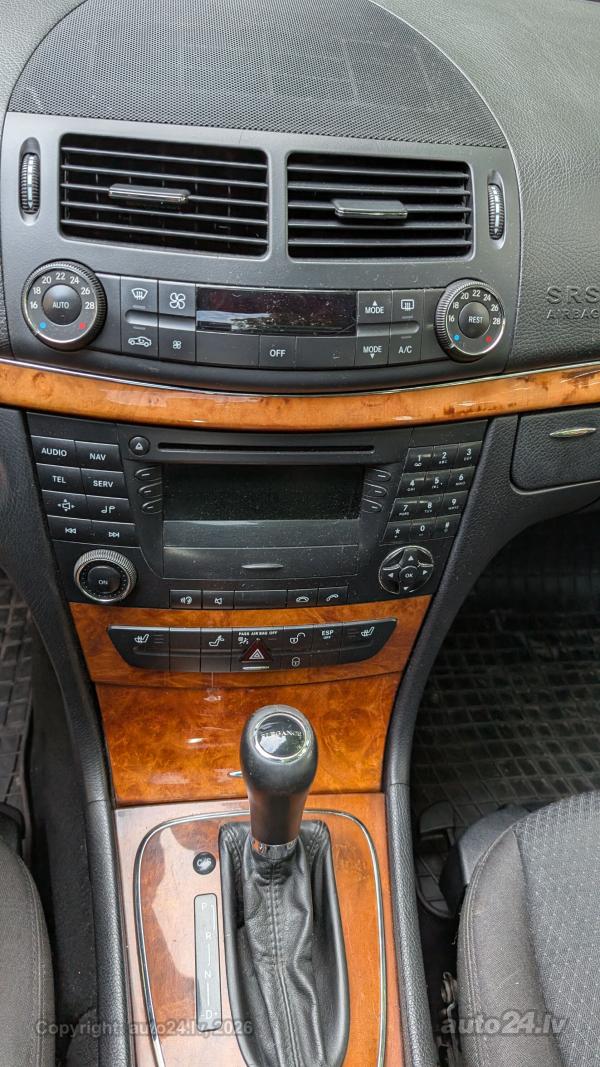 Black Mercedes-Benz E-Class 2007 in Tallinn, with an engine capacity of 1.80 L and mileage of 359 thousand km for 1900 €, photo 7 on AUTOMOTO.COM.LV