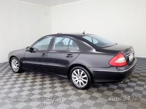 Black Mercedes-Benz E-Class 2007 in Tallinn, with an engine capacity of 3.00 L and mileage of 327 thousand km for 2999 €, photo 5 on AUTOMOTO.COM.LV