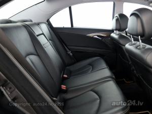 Black Mercedes-Benz E-Class 2007 in Tallinn, with an engine capacity of 3.00 L and mileage of 327 thousand km for 2999 €, photo 8 on AUTOMOTO.COM.LV