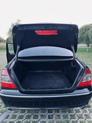 Melns Mercedes-Benz E-Class 2007 Tallina, ar dzinēja tilpumu 3.00 L un nobraukumu 0 tūkst. km par 8000 €, foto 6 vietnē AUTOMOTO.COM.LV