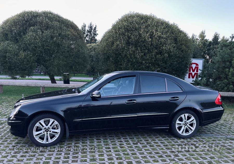 Melns Mercedes-Benz E-Class 2007 Tallina, ar dzinēja tilpumu 3.00 L un nobraukumu 0 tūkst. km par 8000 €, foto 12 vietnē AUTOMOTO.COM.LV