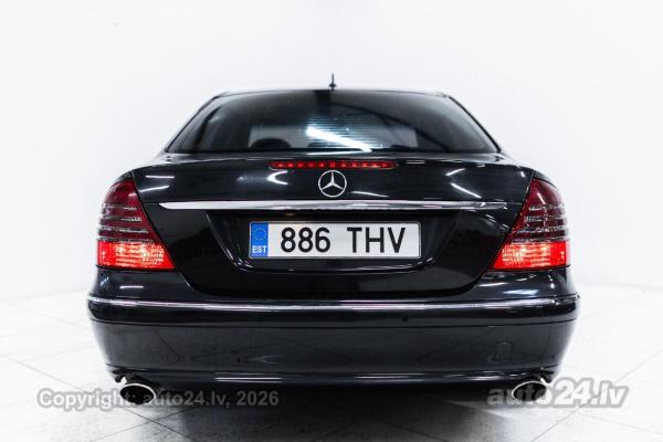 Melns Mercedes-Benz E-Class 2008 Tallina, ar dzinēja tilpumu 3.00 L un nobraukumu 404 tūkst. km par 3999 €, foto 7 vietnē AUTOMOTO.COM.LV