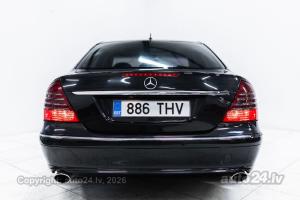 Black Mercedes-Benz E-Class 2008 in Tallinn, with an engine capacity of 3.00 L and mileage of 404 thousand km for 3999 €, photo 7 on AUTOMOTO.COM.LV