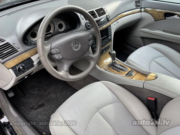 Мерседес Е-Класс 2008 в Таллин на AUTOMOTO.COM.LV Черный Мерседес Е-Класс 2008 в Таллин, объемом двигателя 1.80 л и пробегом 177 тыс. км за 5500 €, фото 10 на AUTOMOTO.COM.LV