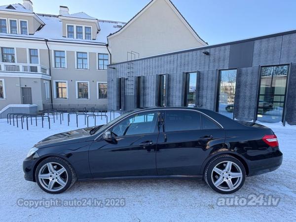 Black Mercedes-Benz E-Class 2009 in Rapla, with an engine capacity of 2.10 L and mileage of 364 thousand km for 5500 €, photo 2 on AUTOMOTO.COM.LV