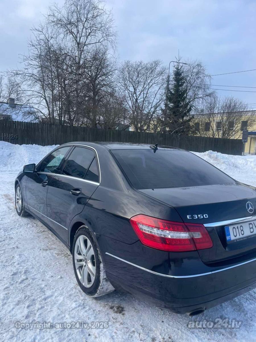 Black Mercedes-Benz E-Class 2009 in Tallinn, with an engine capacity of 3.00 L and mileage of 386 thousand km for 6000 €, photo 3 on AUTOMOTO.COM.LV