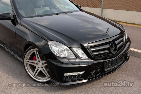 Melns Mercedes-Benz E-Class 2009 Tallina, ar dzinēja tilpumu 3.00 L un nobraukumu 329 tūkst. km par 10800 €, foto 8 vietnē AUTOMOTO.COM.LV