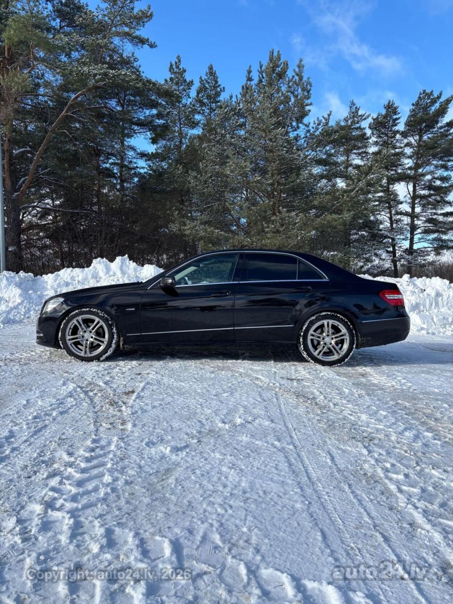 Черный Мерседес Е-Класс 2010 в Таллин, объемом двигателя 2.10 л и пробегом 328 тыс. км за 8200 €, фото 7 на AUTOMOTO.COM.LV