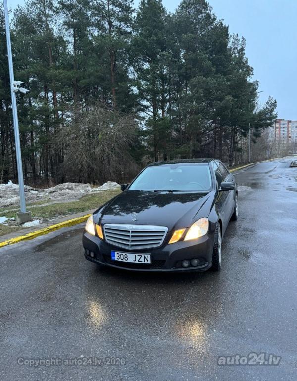 Black Mercedes-Benz E-Class 2010 in Tallinn, with an engine capacity of 2.20 L and mileage of 0 thousand km for 8300 €, photo 2 on AUTOMOTO.COM.LV